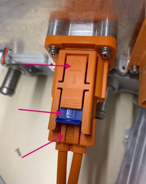 How to Use the Triple Lock of High Voltage Contact Parts？ - Renhotec EV